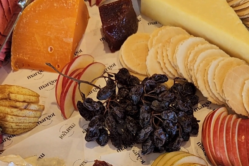 Four foodie experiences to fill your weekend | HerCanberra