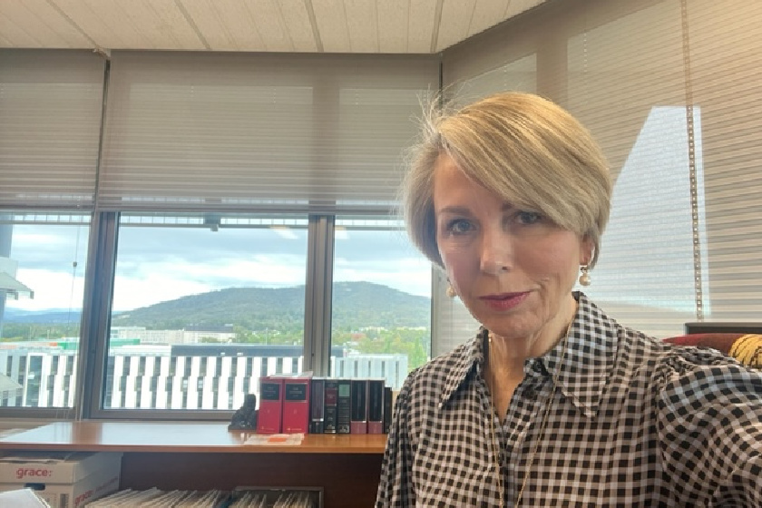 A desk of one's own—lawyer Deborah Rolfe | HerCanberra
