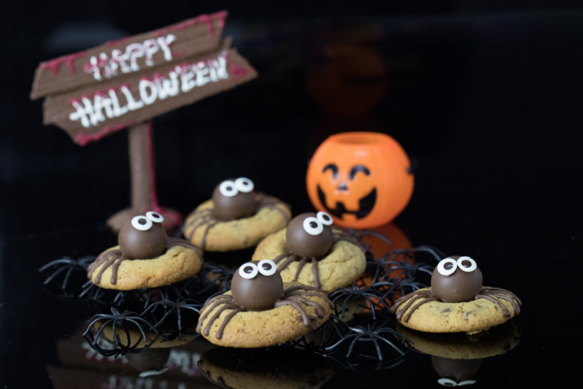 Recipe: Spider Nut Cookies | HerCanberra