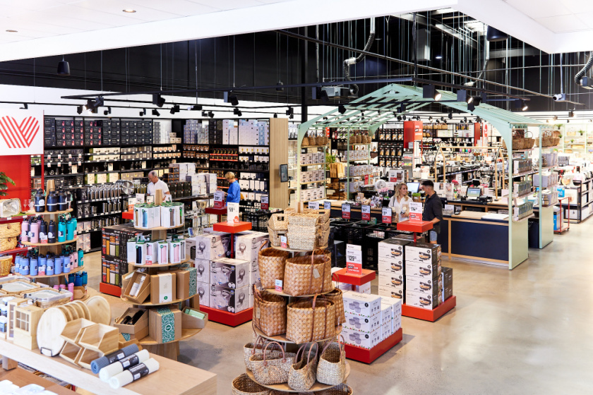 Hold on to your Le Creuset French Ovens, Kitchen Warehouse has arrived ...